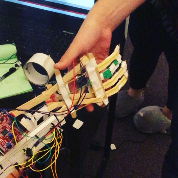 How to Make a Prosthetic Hand at Home? – Digilent Blog