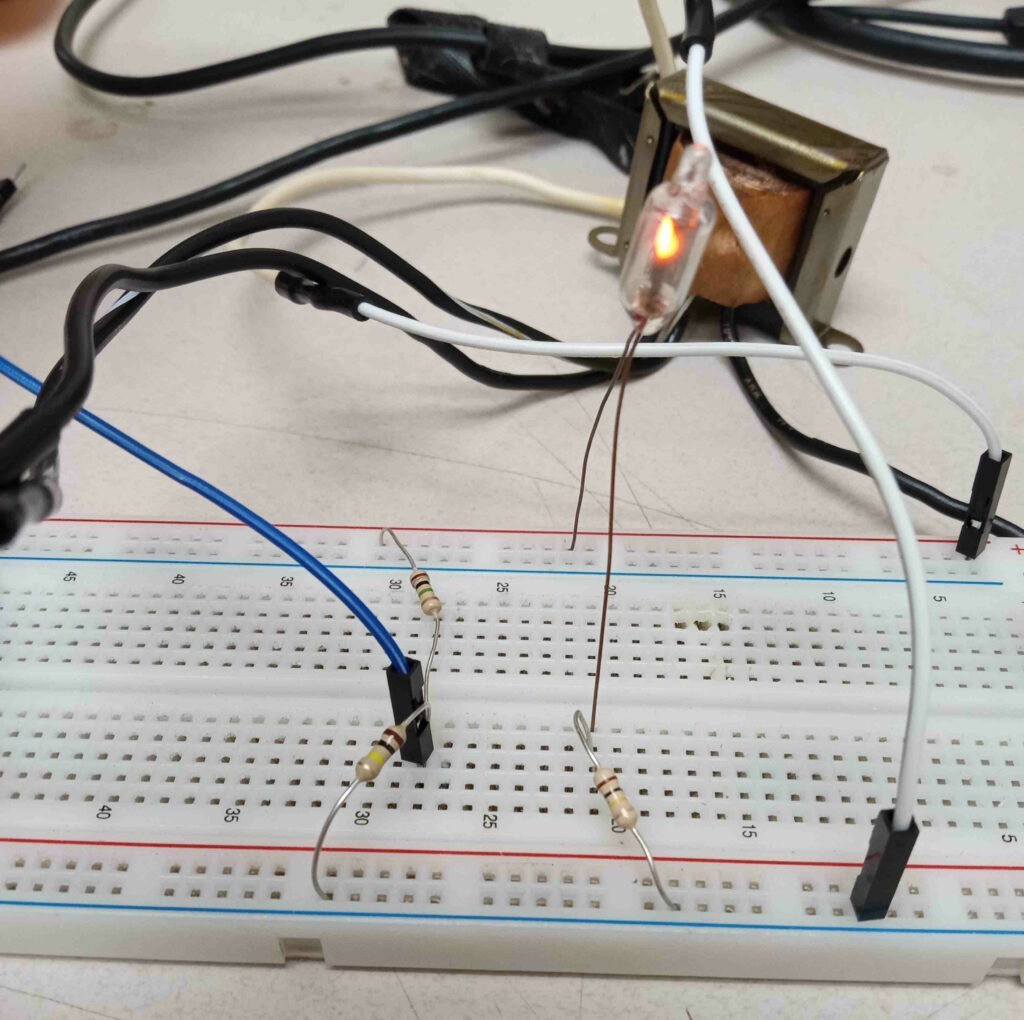 Ignite a Neon Lamp Using the Analog Discovery 3 – Digilent Blog